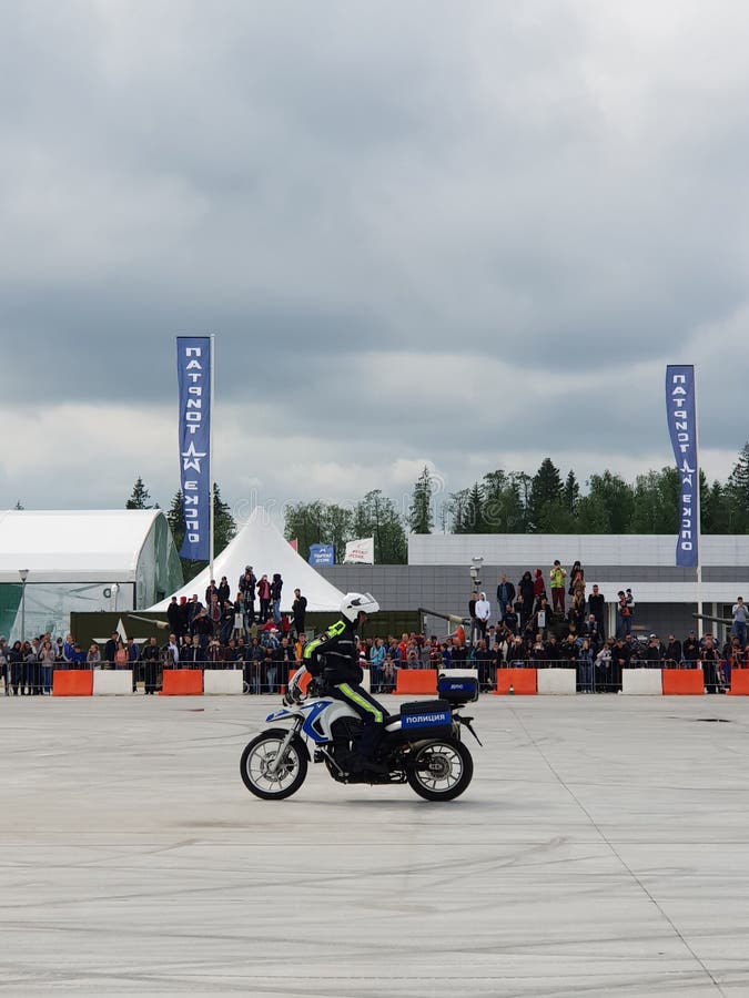 Extreme Auto Show in Russia Editorial Photography - Image of russia ...