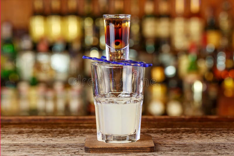 Extreme Cocktail at the Bar Stock Image - Image of drop, glass: 162848309