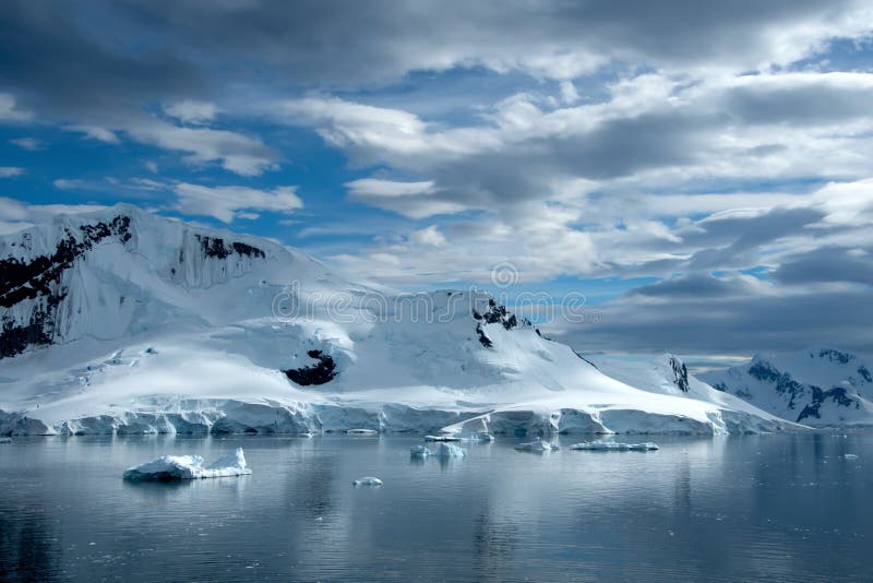 Inhospitable Antarctica stock image. Image of blue, ocean - 19765235