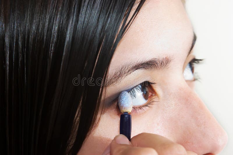 Using Shampoo stock image. Image of hair, leisure, foam - 11090925