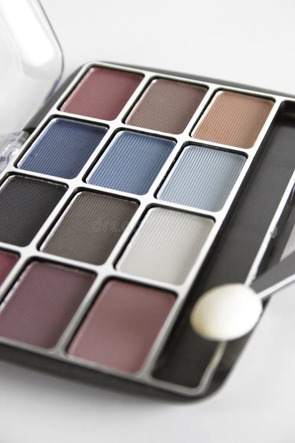 Eye shadow compact stock image. Image of gold, compact - 29508665