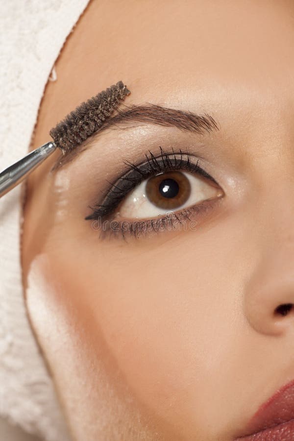 Eyebrow combing stock image. Image of beauty, woman, young - 61876361