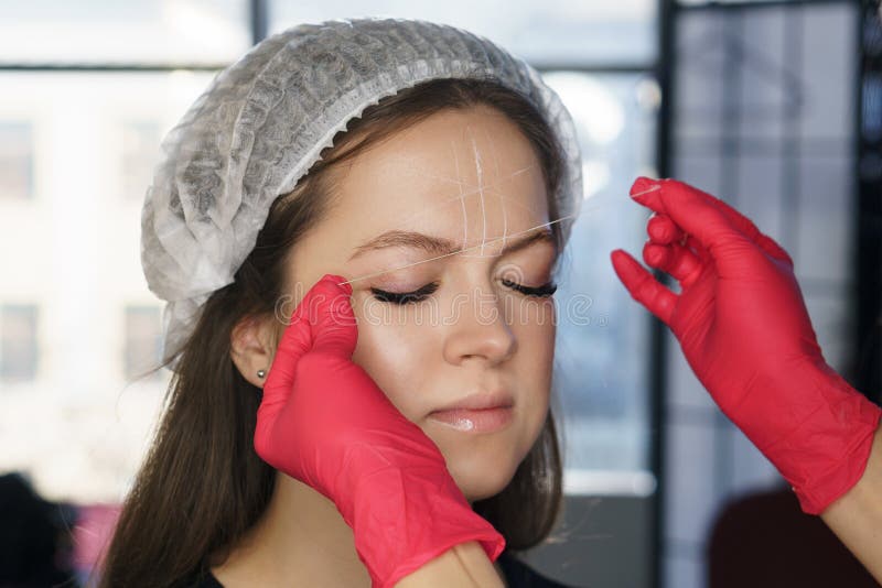 Eyebrow correction stock image. Image of brow, depilation - 136657357