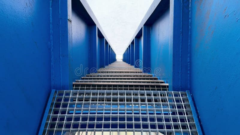 An Abstract Design Featuring Blue Structure with Perpendicular Lines ...