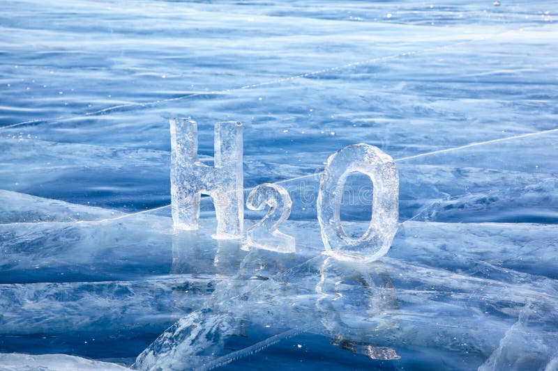 Fórmula Química Da água H2O Foto de Stock - Imagem de objeto, letras ...