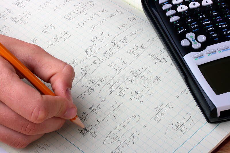 Fórmulas matemáticas imagen de archivo. Imagen de matemáticas - 14017739