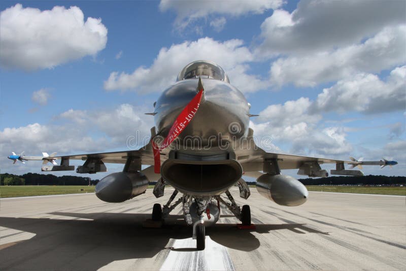 F 16 editorial photo. Image of fighter, base, military - 25751146