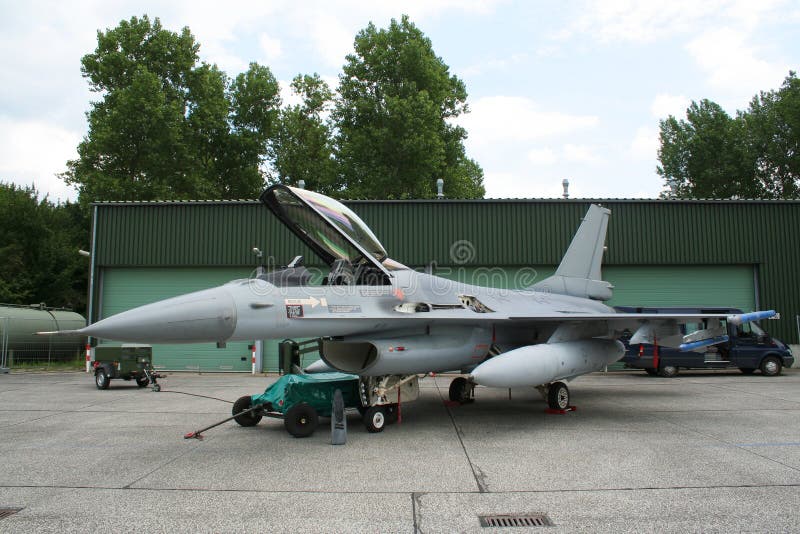 F-16 fighter jet stock image. Image of close, warplane - 12205959