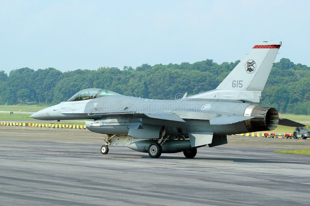 F-16 Taxiing stock photo. Image of supersonic, flight - 1211600
