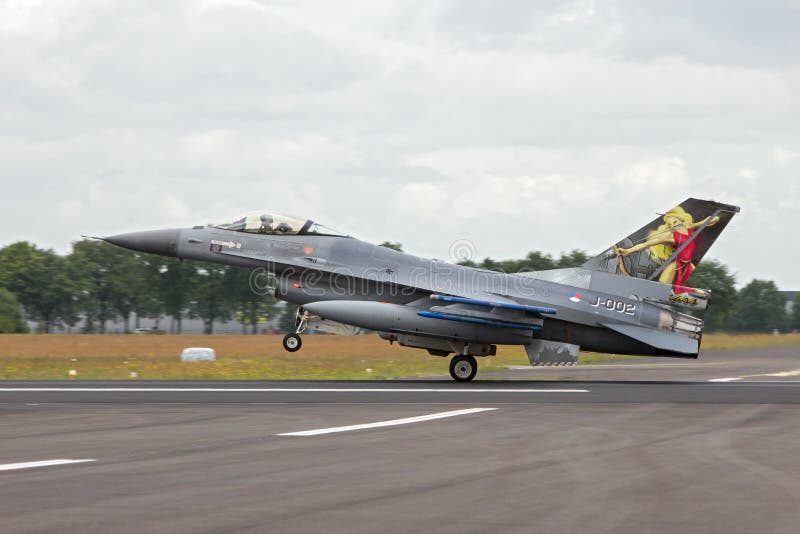 F-16 Take Off editorial photo. Image of force, brietling - 34844416