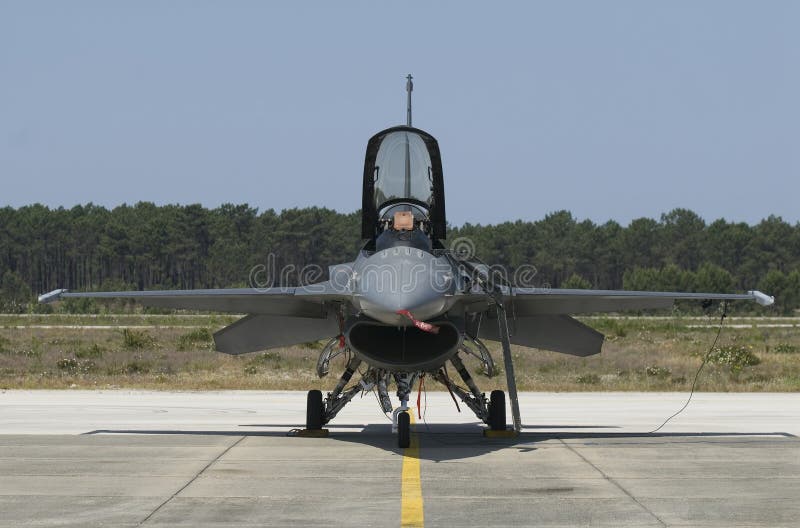 F16 editorial image. Image of afterburner, europe, bomb - 18126295