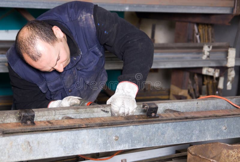 Fabbro fotografia stock. Immagine di operaio, incandescenza - 13293082