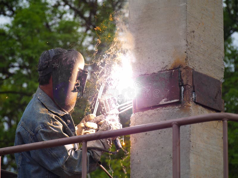 Fabricating Picture. Image: 5925522