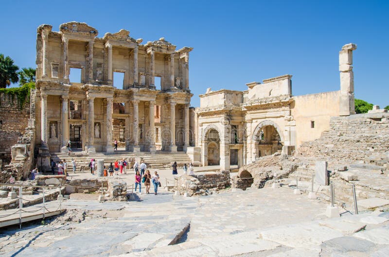 Facade of Ancient Celsius Library in Ephesus, Turkey Editorial Stock ...