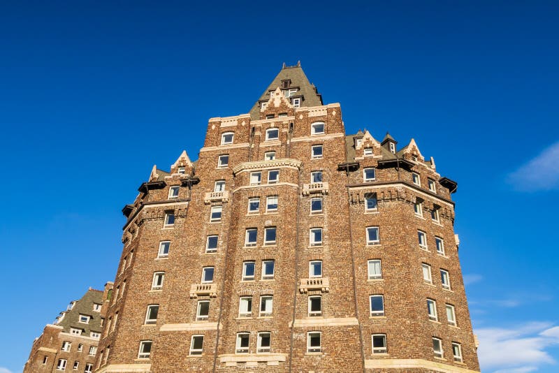 Facade of the Banff Springs Hotel Editorial Photo - Image of historical ...