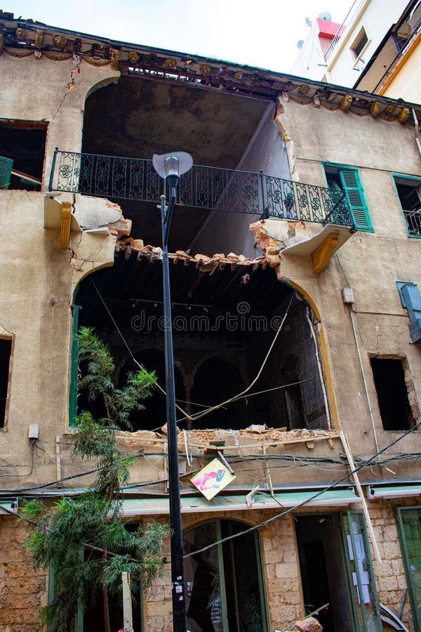Facade of a Building Collapsed in an Explosion Stock Image - Image of ...