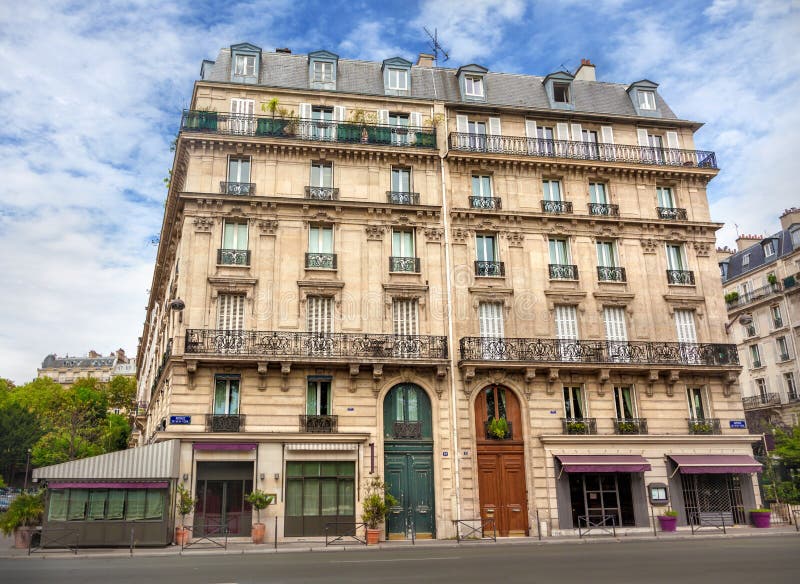 Facade of Building in Paris Stock Image - Image of design, outdoor ...