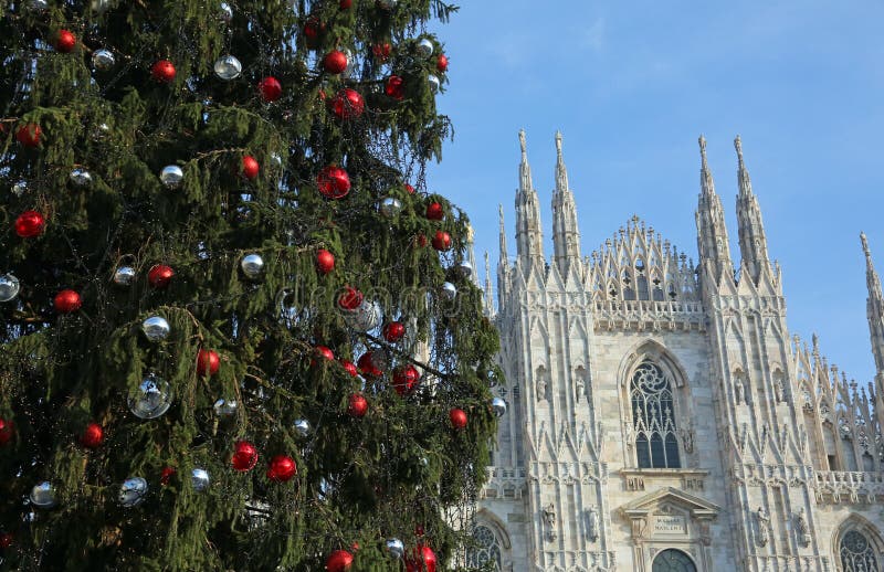 Beautiful Winter Panoramic View To the Duomo of Milan and Christmas ...