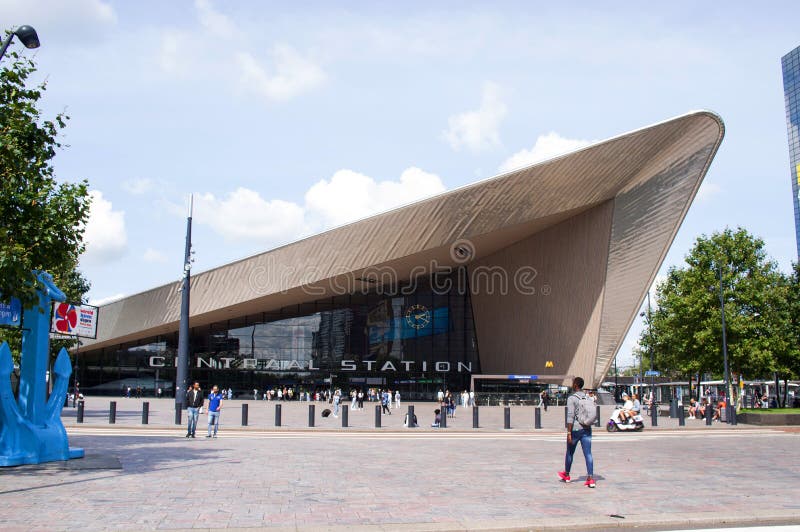 Facade of Central Station Rotterdam Editorial Photo - Image of main ...