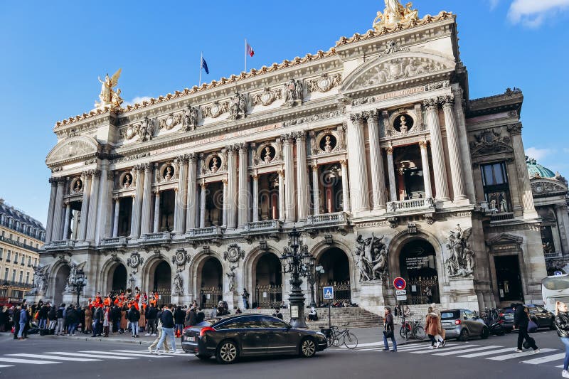 Facade of the Famous Opera Garnier in Central Paris Editorial Image ...
