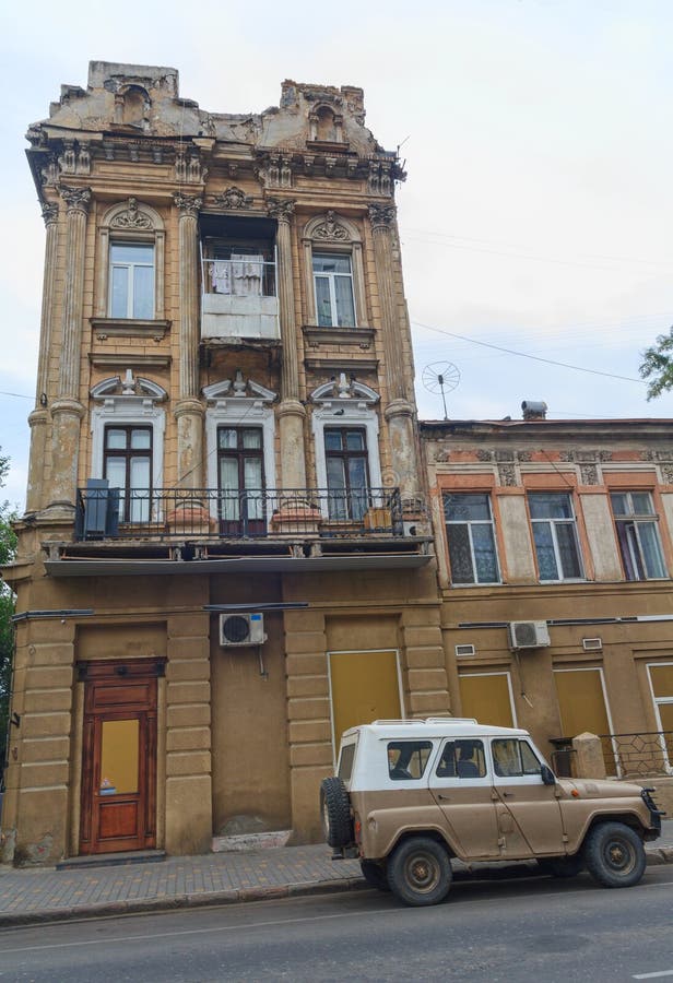 Facade of a Historic Building in a Dilapidated State Stock Image ...
