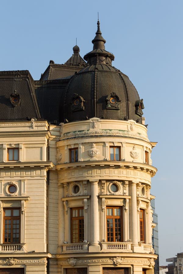 Facade of Historic Building Stock Photo - Image of columns, window ...