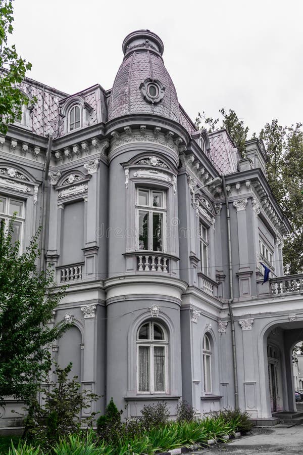 Facade of Historical House. Vertical View of an Old Vintage House Stock ...