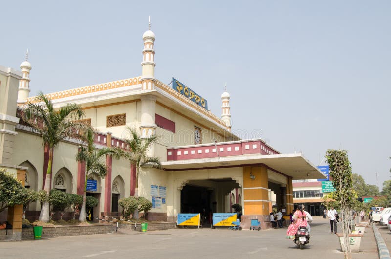 Facade, Hyderabad Railway Station Editorial Stock Photo - Image of ...