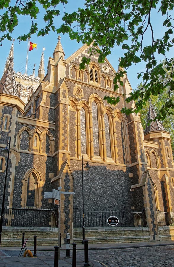Facade Of Southwark Cathedral In London Stock Image Image Of Downtown
