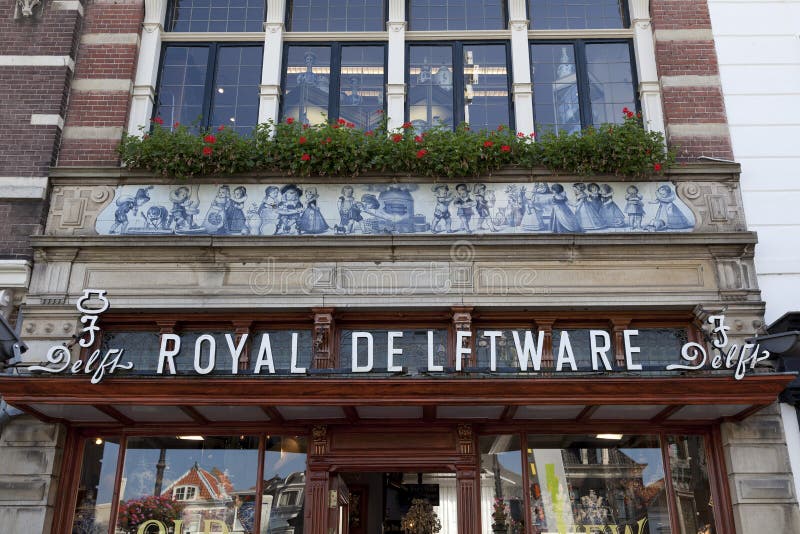 Facade of a Souvenir Shop in Delft Editorial Image - Image of ...