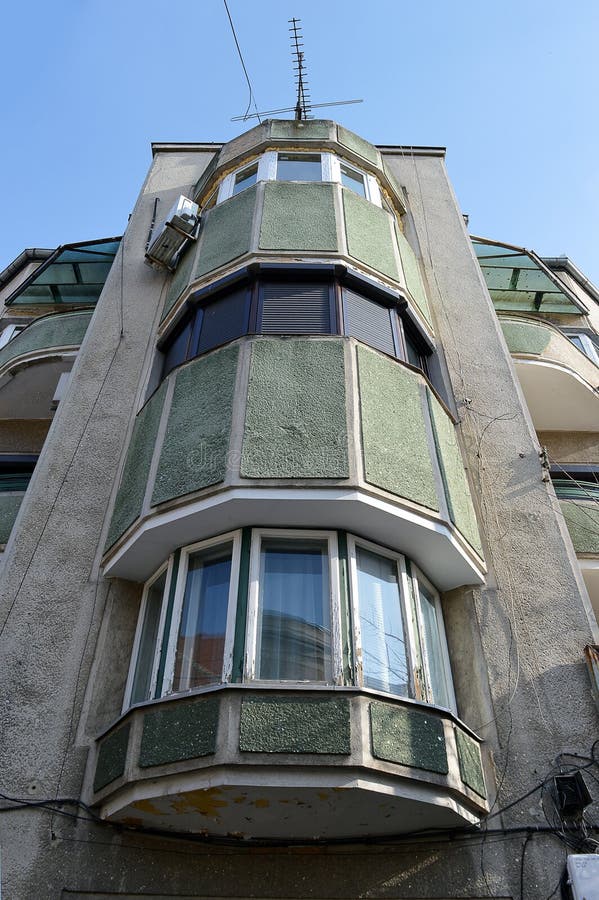 Facciata Di Art Deco, Bucarest, Romania Fotografia Stock - Immagine di ...