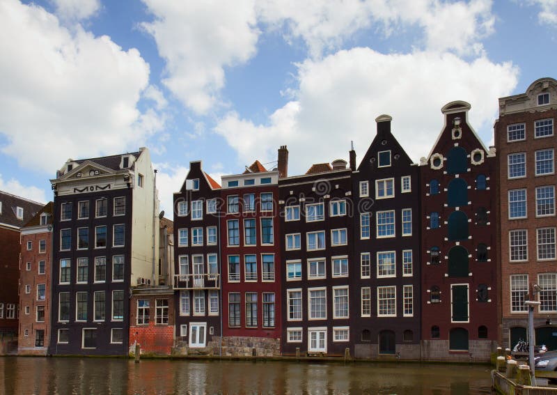 Facciate Delle Case Medievali a Amsterdam Fotografia Stock - Immagine ...