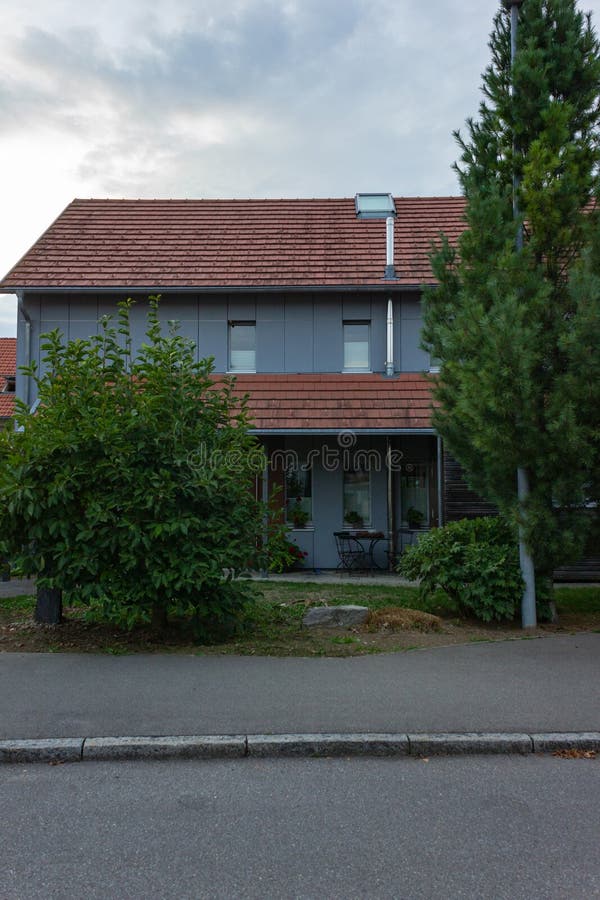 immagini di riserva di Tetti Moderni - la sovranità di download 353 ...