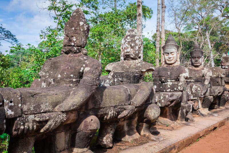 Face. Angkor Wat/ Angkor Thom Stock Image - Image of asian, adventure ...