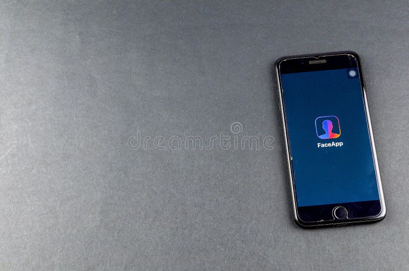 Face application editorial photography. Image of happy - 188575207