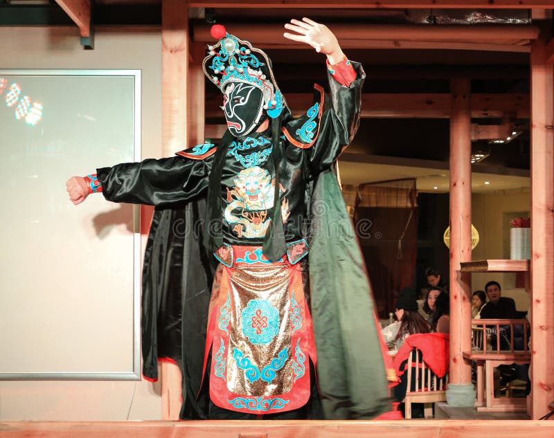 Face Changing Performance in Chengdu, China Editorial Photo - Image of ...
