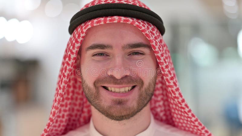 Close Up of Old Arab Man Looking at the Camera Stock Photo - Image of ...