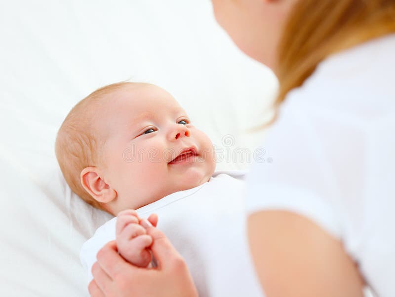 Face Newborn Baby in Arms of Mother Stock Photo - Image of baby, girl ...