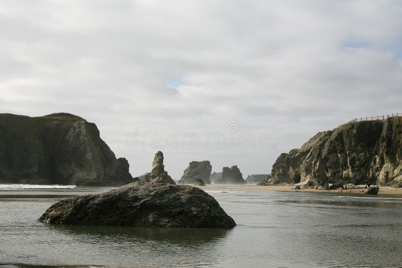 Face Rock in Bandon, Oregon, USA Stock Image - Image of cloud, klippe ...