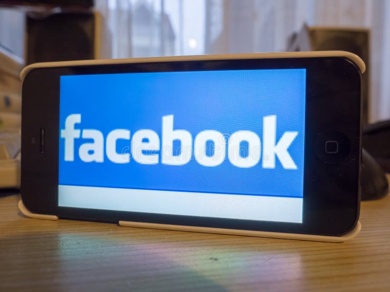 Facebook smartphone editorial photography. Image of facebook - 55080242