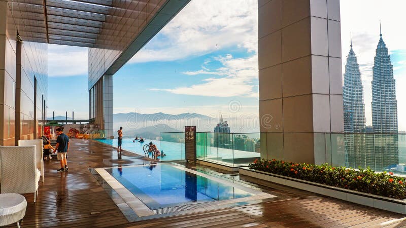 Faces Hotel Infinity Pool Overlooking Petronas Towers Editorial Stock ...