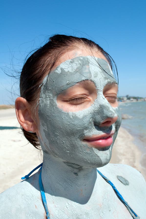 Facial clay mask stock image. Image of adult, cleaning - 13294633