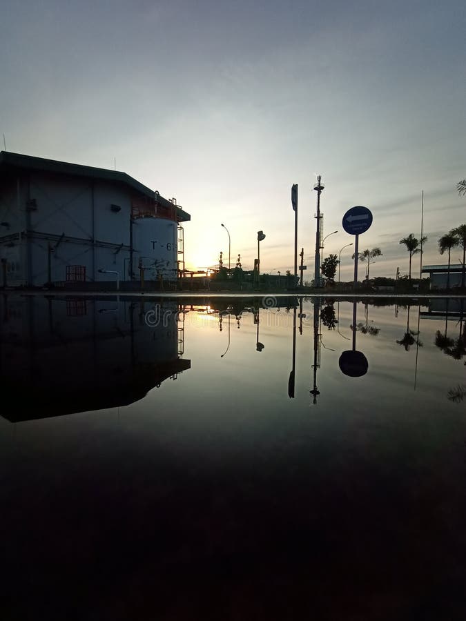 Factory Corner Morning Silhouette Stock Photo - Image of vehicle, dusk ...