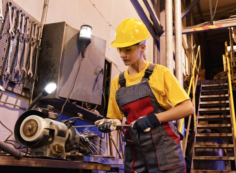 Worker Operating Guillotine Shears Stock Image - Image of equipment ...