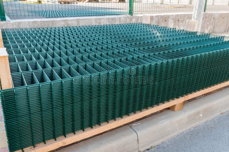 Factory Packaging(stack) with Modules of Metal Lattice Fencing with ...
