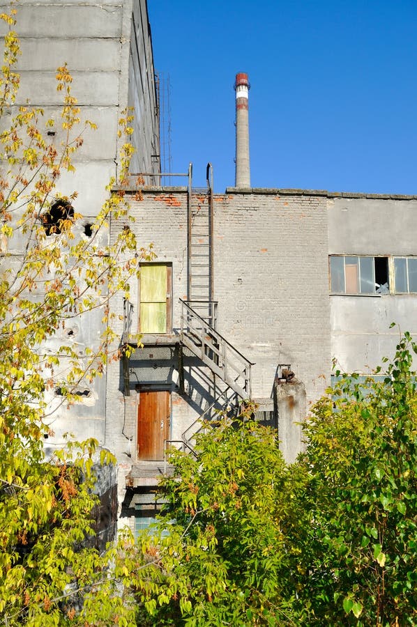 Factory ruins stock image. Image of metal, construction - 69578447
