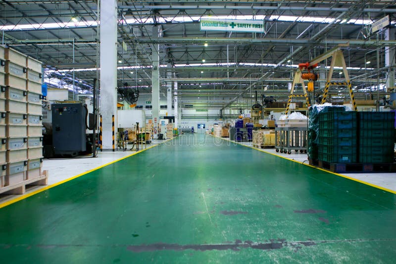 The Factory Walkway and Machine for Processing Metal Part of Car ...