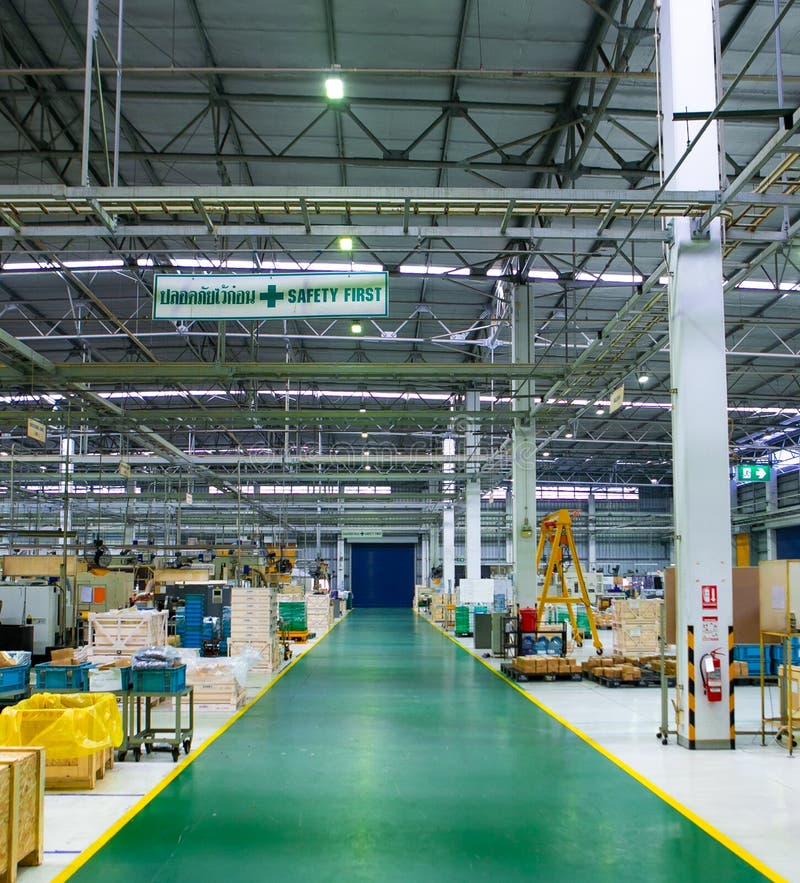 The Factory Walkway and Machine for Processing Metal Part of Car ...