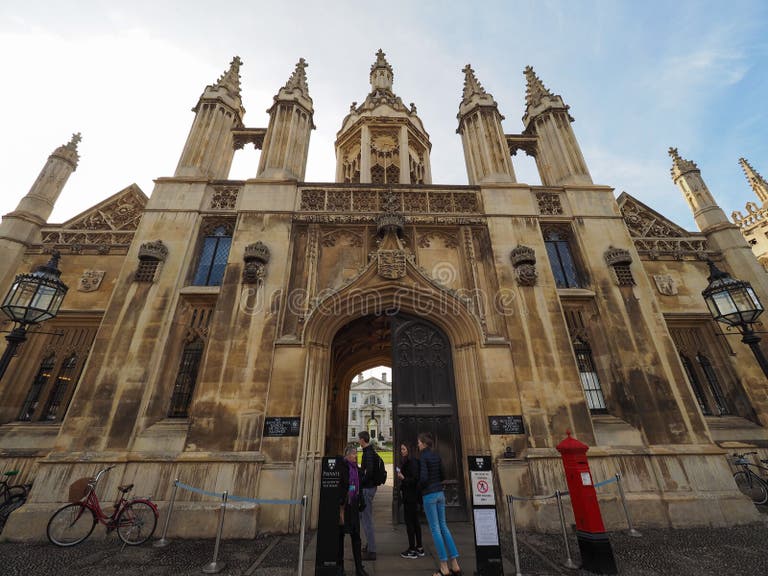 Faculdade Do Rei Em Cambridge Foto Editorial - Imagem de urbano, real ...
