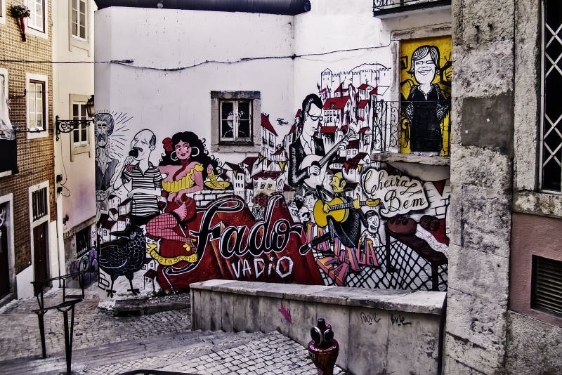Fado graffiti in Lisbon editorial photo. Image of music - 30765291